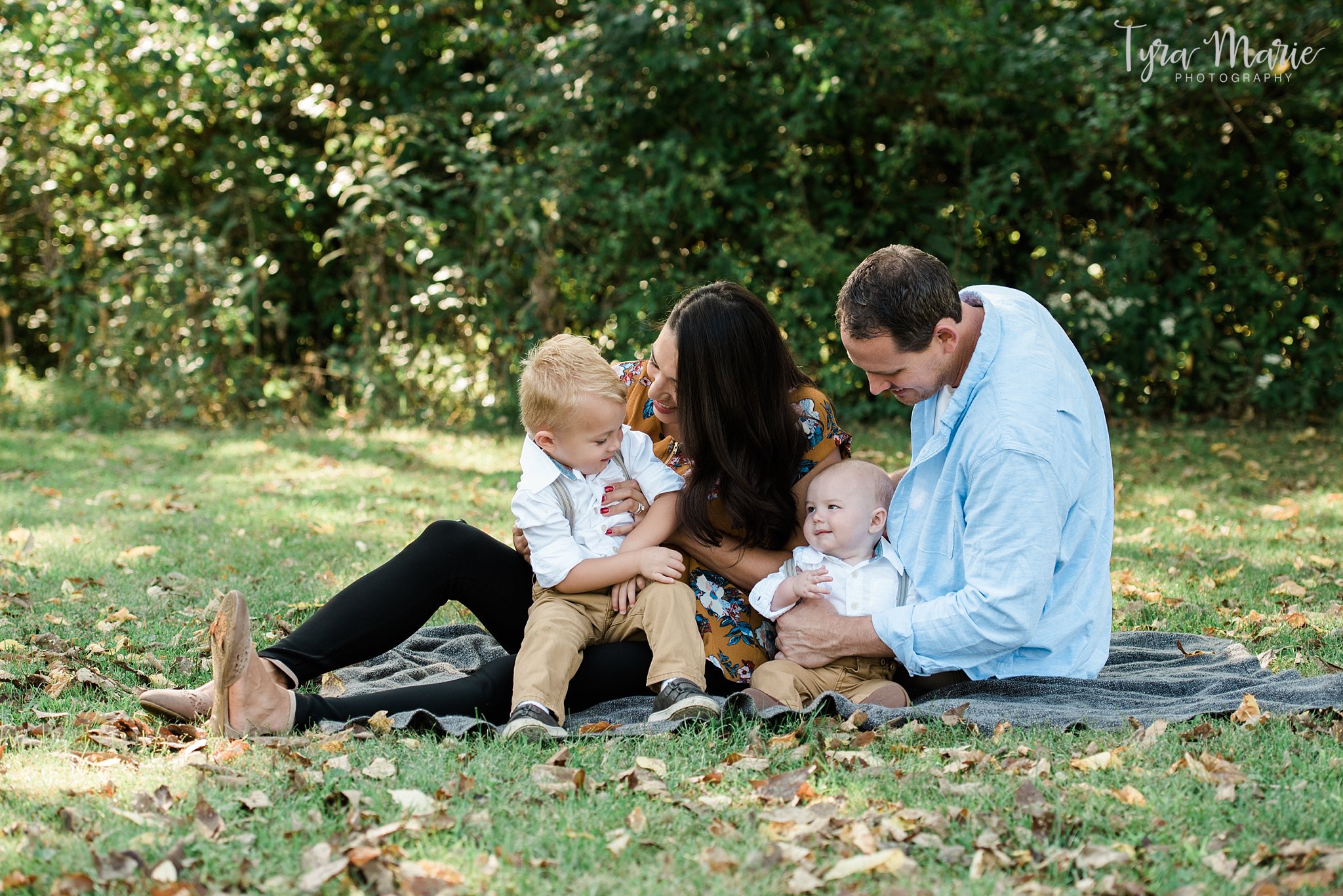 Brunk Family - tyramariephotography.com